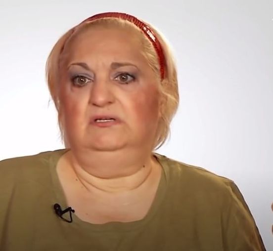 Este bolnava, si toti au uitat-o. Cu cat traieste pe luna Marinela ...